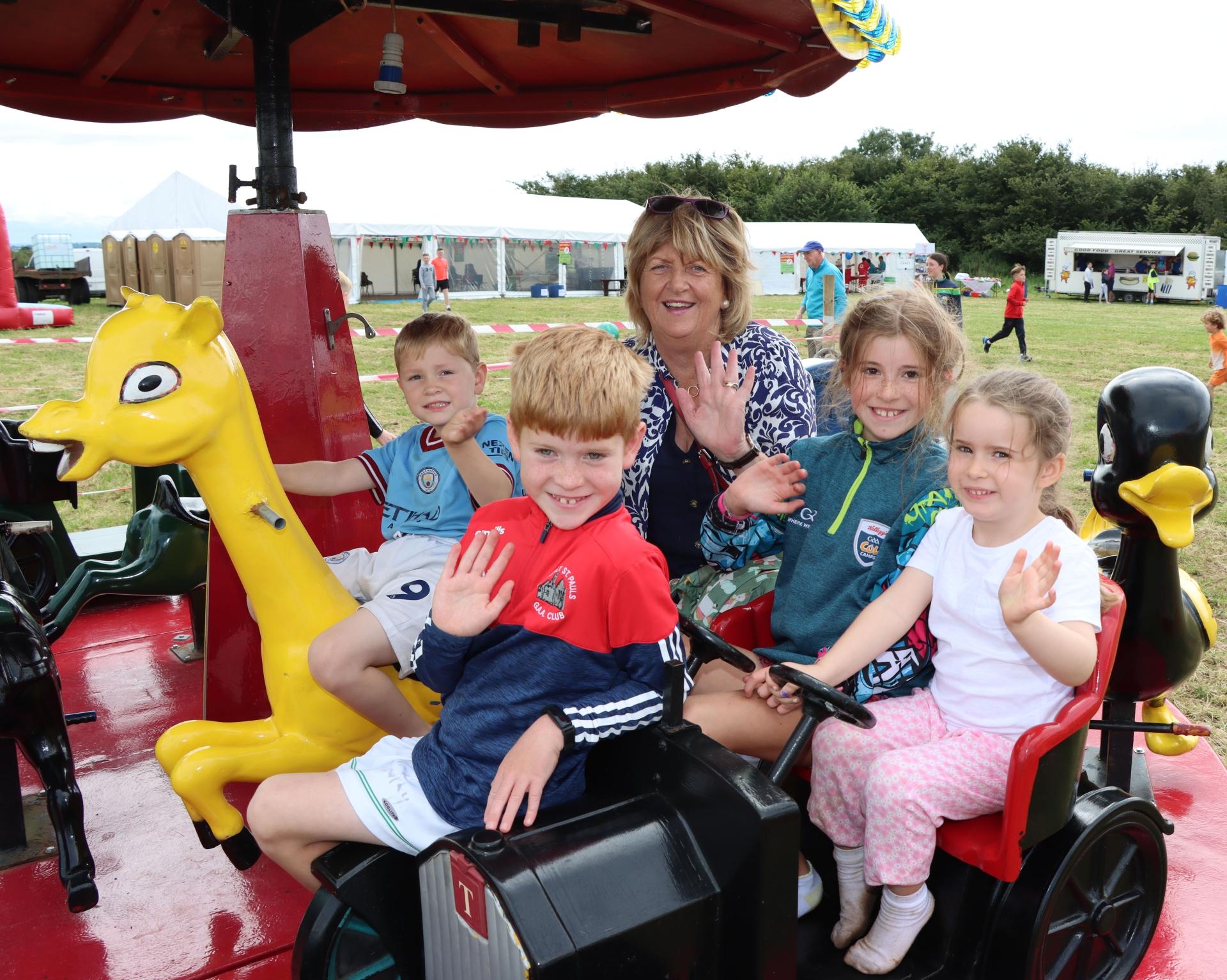 In Pictures: Limerick community group hold family fun day - Page 1 of ...