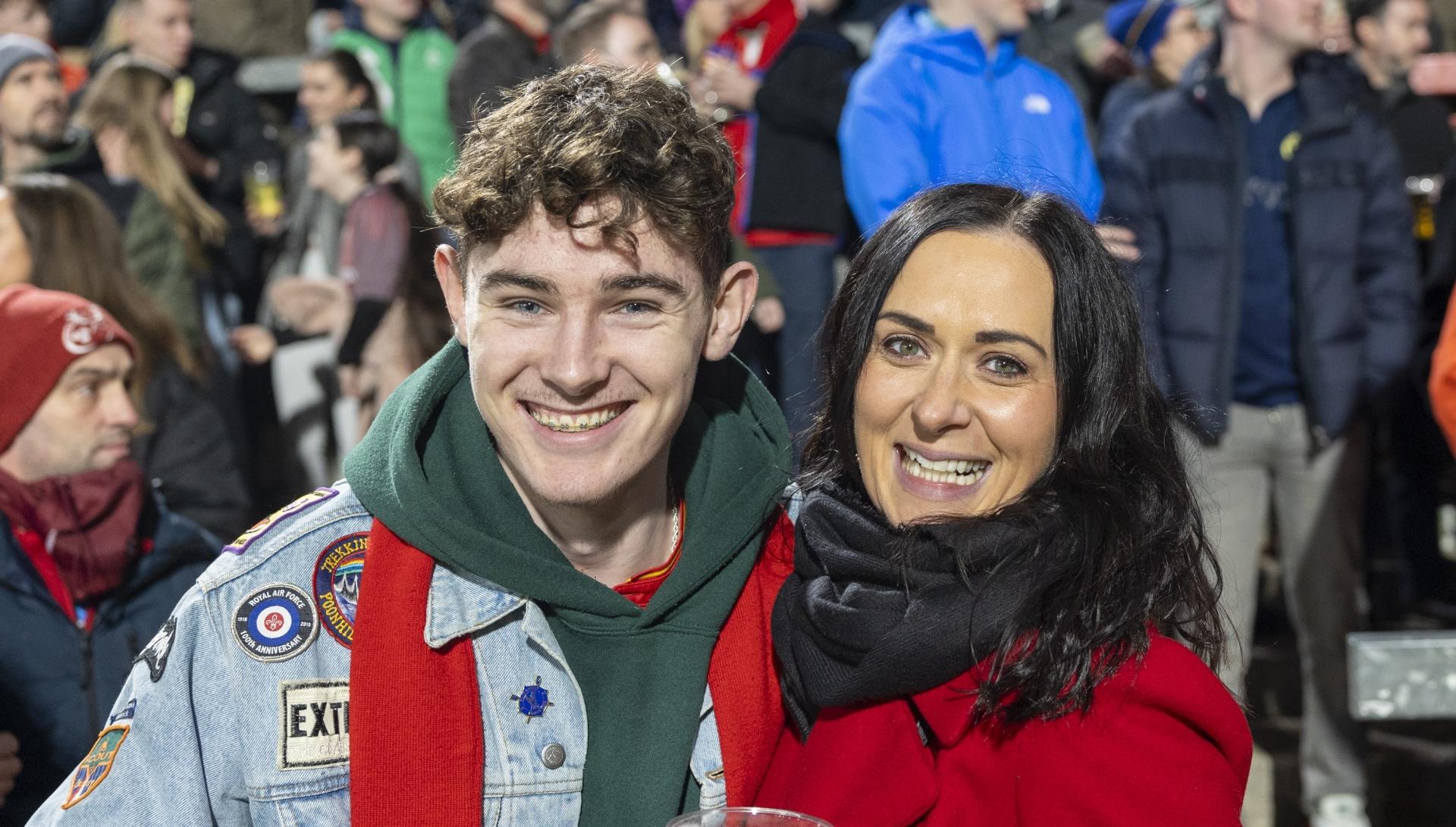 PICTURES: Fans flock to Thomond Park for Munster Rugby's sold-out URC ...