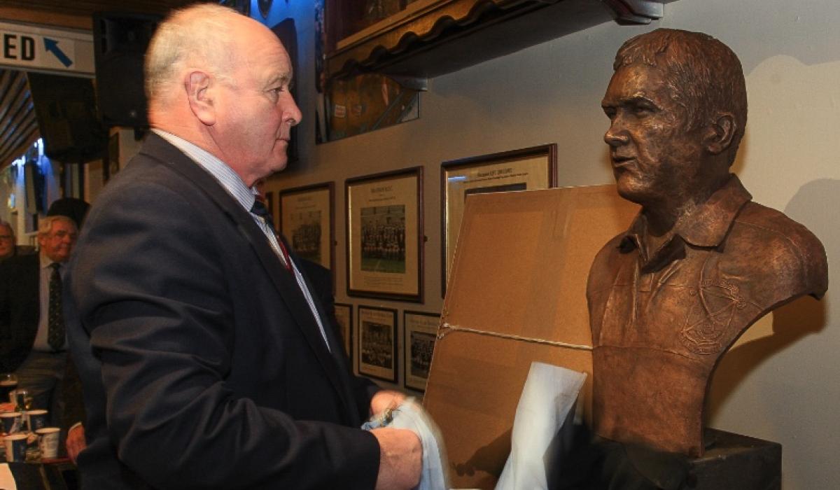 SLIDESHOW: Shannon RFC unveil tribute to late Anthony Foley - Photo 1 ...