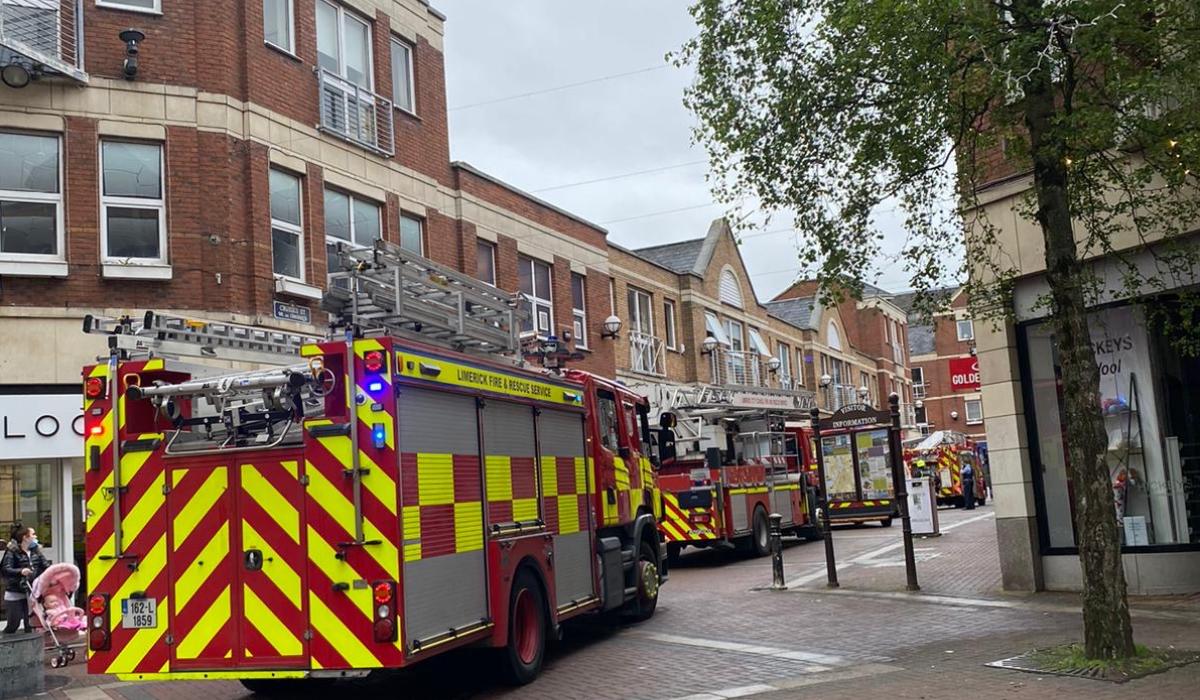 BREAKING: Emergency services attend suspected commercial premises fire ...