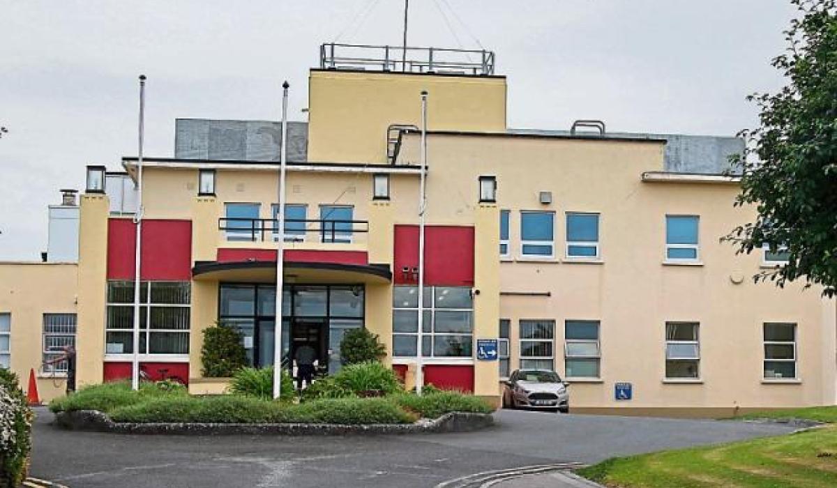 Visiting restrictions introduced at Tipperary hospital - Limerick Live
