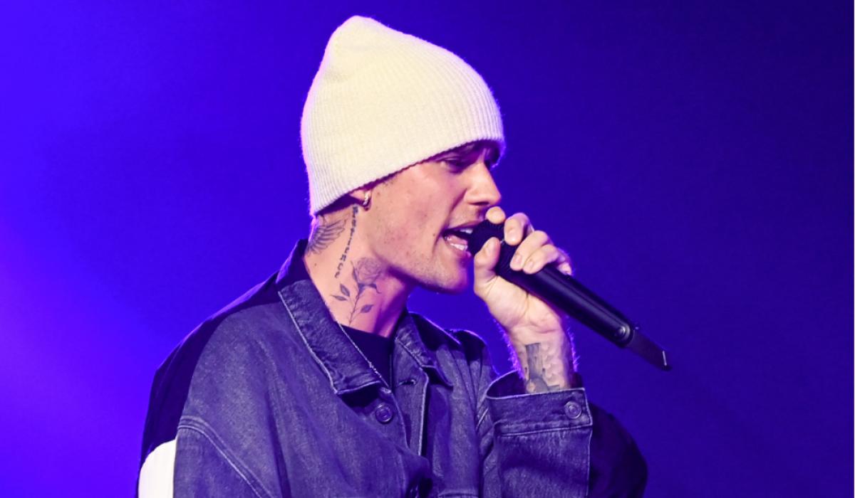 Renowned singer to resume world tour following facial paralysis ...