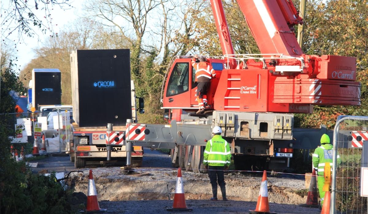 Council carries out 'emergency' repairs on busy Limerick road ...