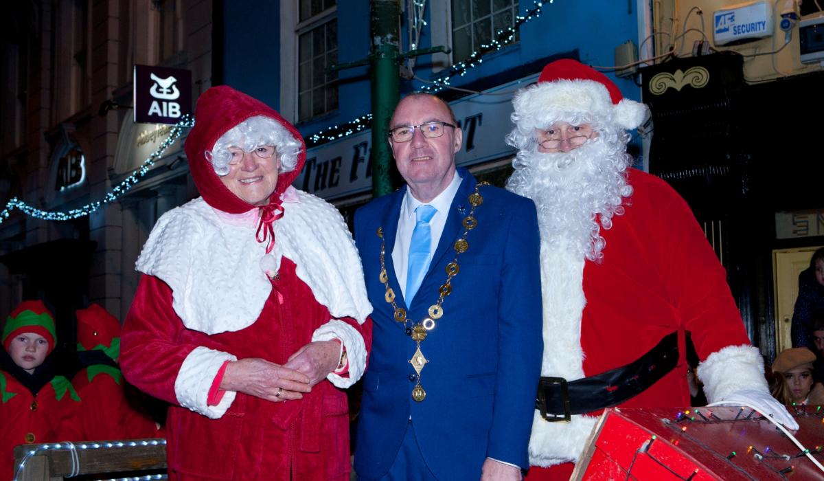 In Pictures: Thousands turn out as Christmas Lights are switched on in ...