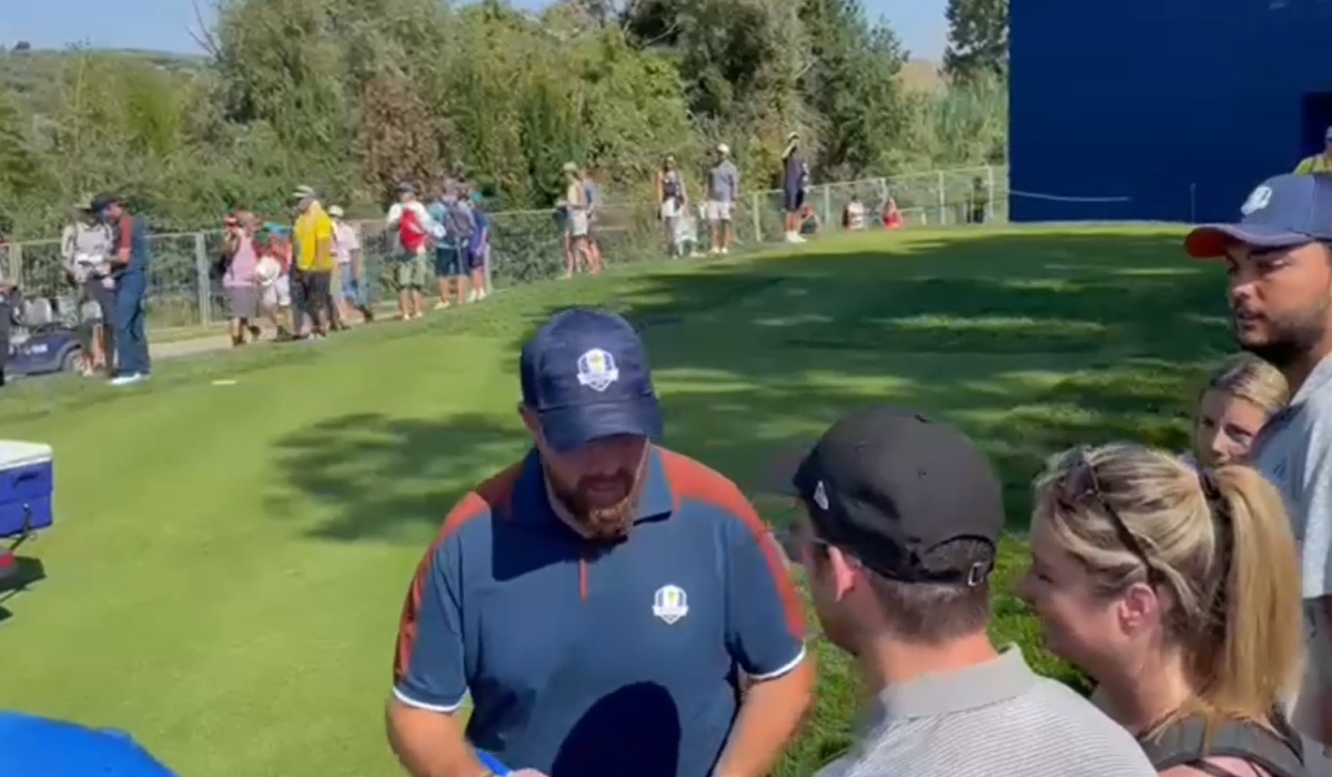 WATCH: Shane Lowry's four-word response to Ryder Cup fan's Mayo 4 Sam ...