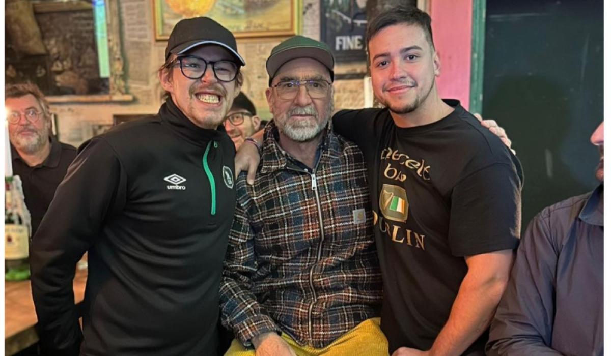Man United legend Eric Cantona stuns locals by popping in for a midweek ...