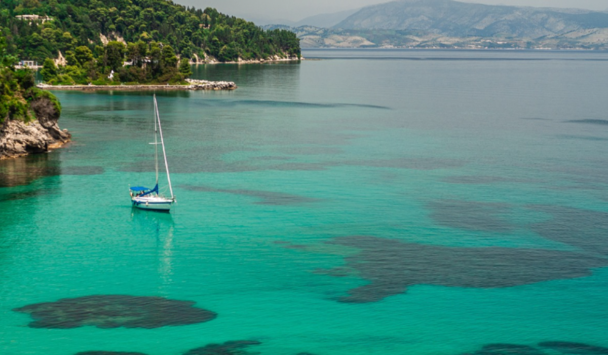 Irish airport announces launch of new direct route to popular Greek ...