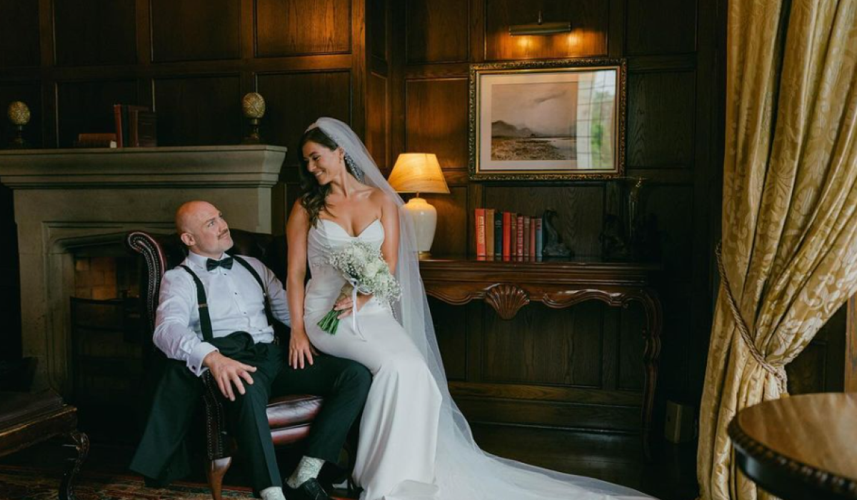 Irish celebrity couple enjoy minimoon at home after 'smashing' wedding ...