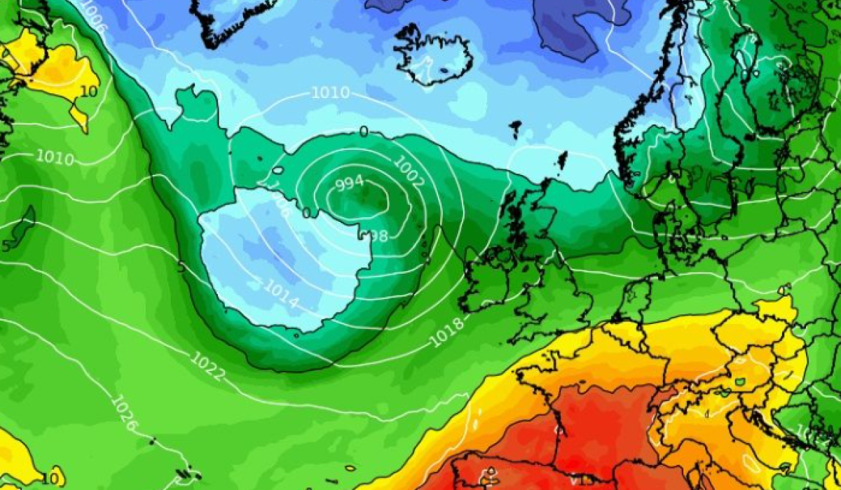 June Bank Holiday weather will be record-breaking amid Met Éireann's ...