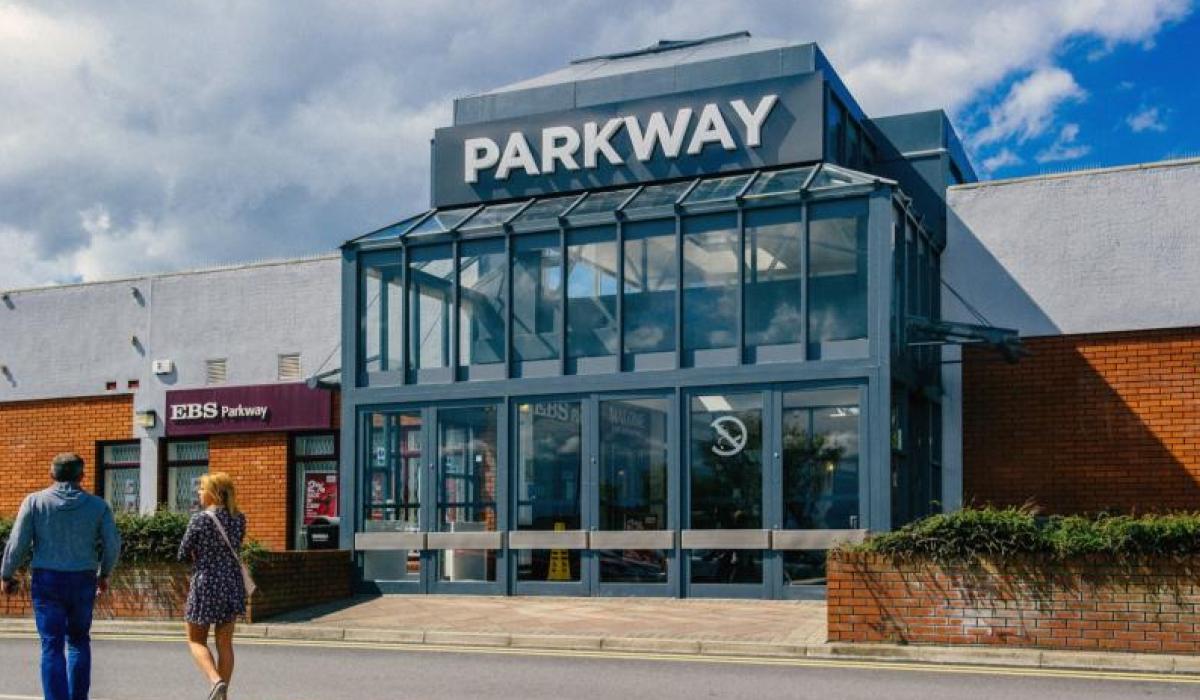 Global coffeehouse chain and prominent book store both set to open in ...