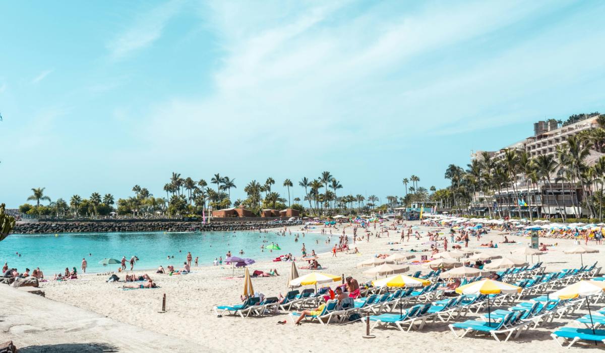 Irish holidaymakers warned as popular destination placed on 'no travel ...