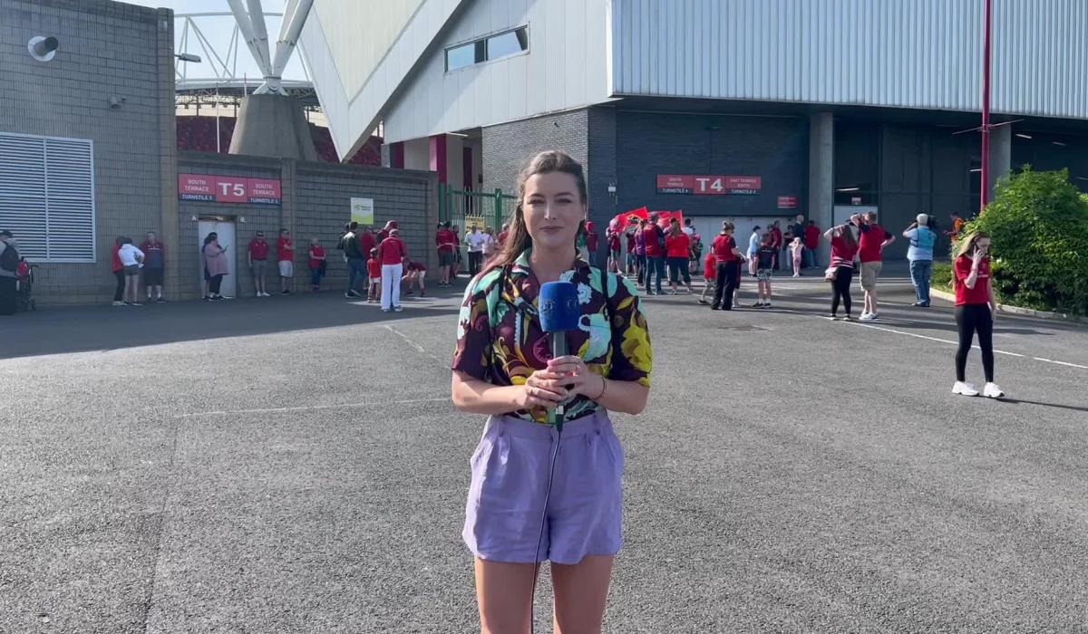 WATCH: Munster Rugby fans show their delight in Limerick ahead of URC ...