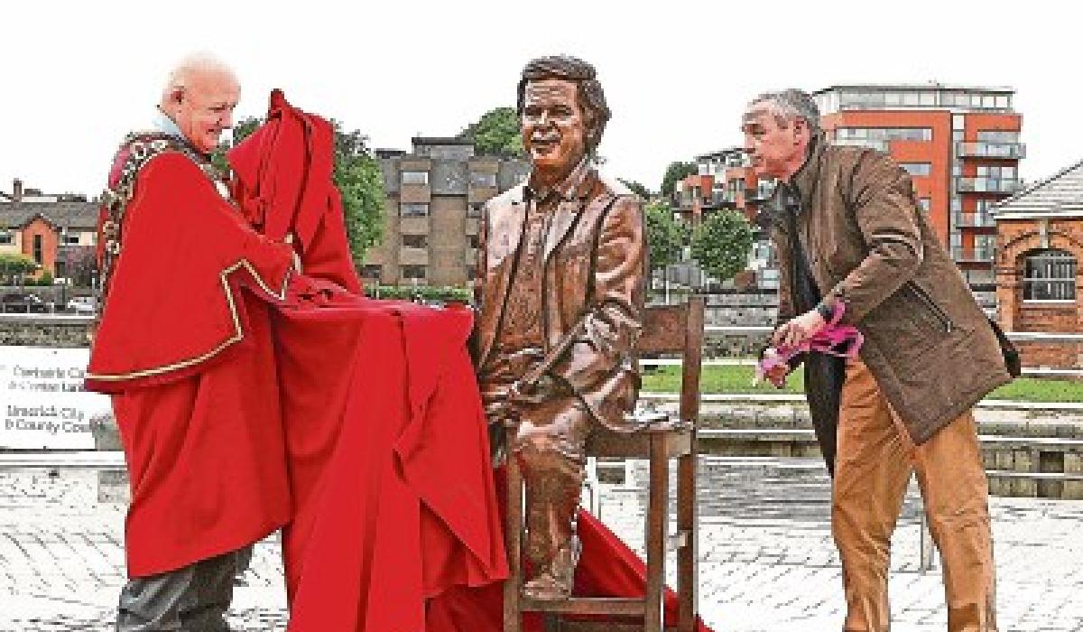 New figures reveal that bronze Terry Wogan statue in Limerick cost € ...
