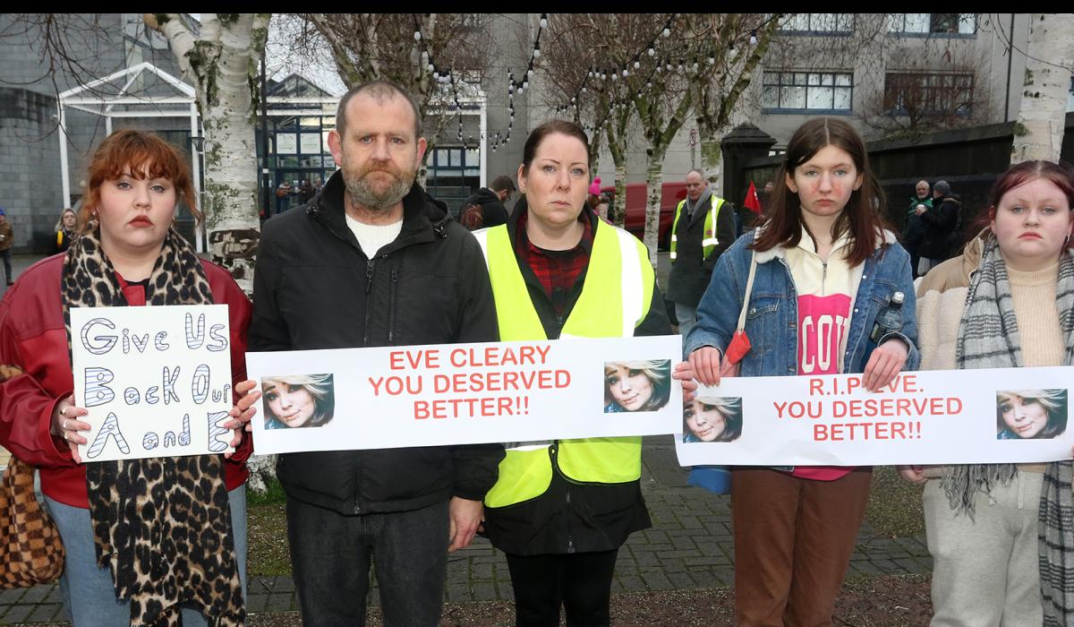 In Pictures: Largest-ever health protest takes place in Limerick city ...