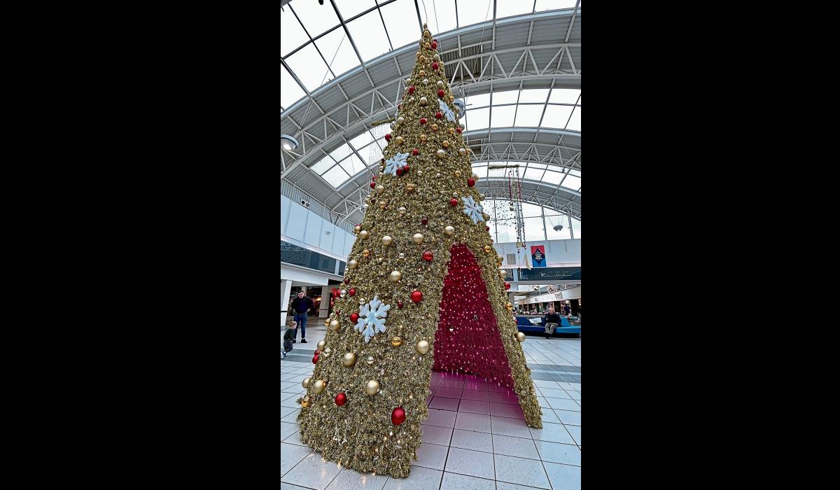 Festive season kicks off at Limerick shopping centre - Limerick Live