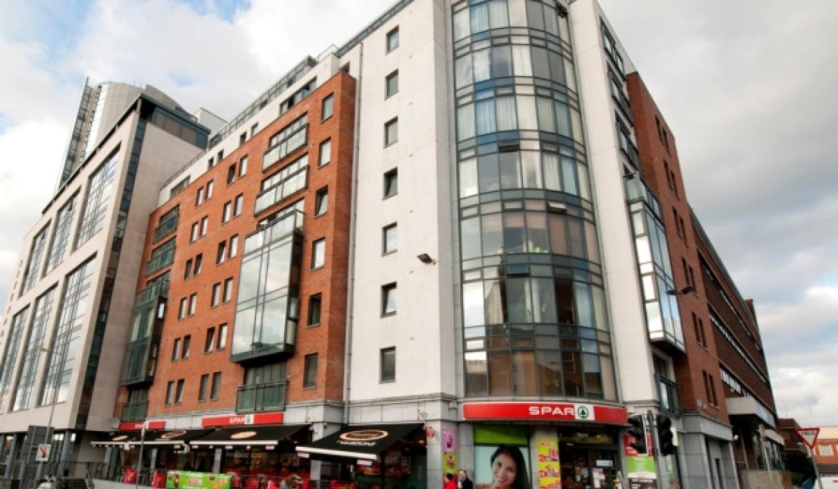 Man on trial for assaulting Limerick shop worker - Limerick Live