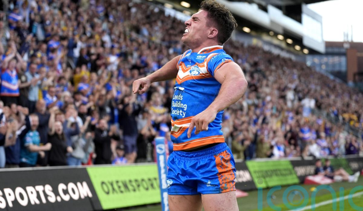 It felt like there was someone with me – Brodie Croft on Rob Burrow ...