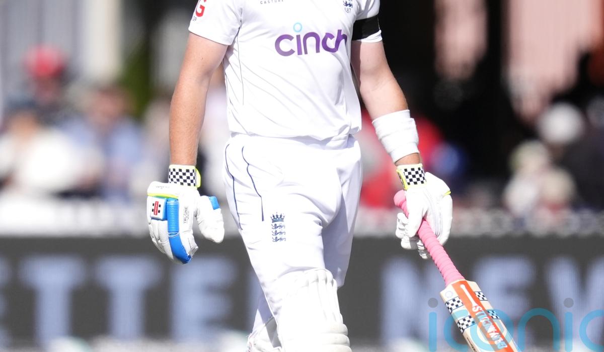 Ollie Pope struggles again as England bat first against Sri Lanka ...