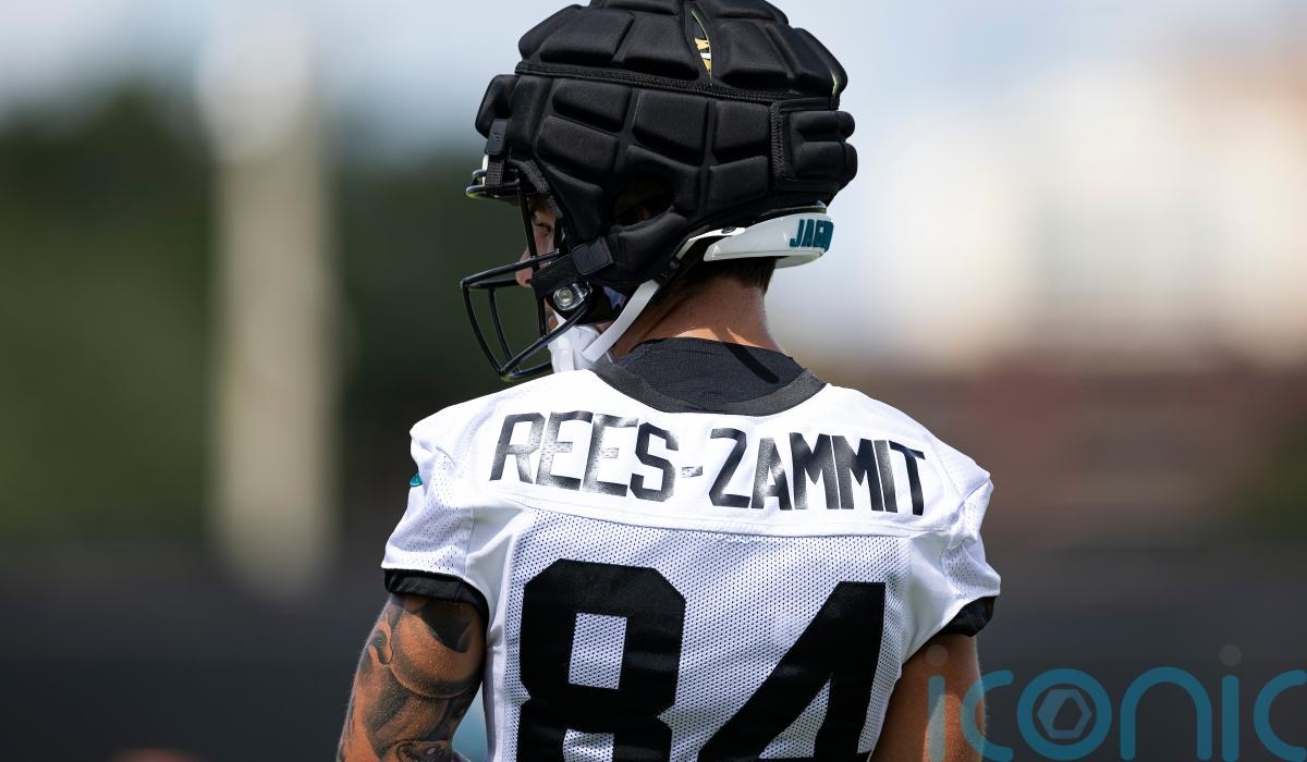 Former Wales wing Louis Rees-Zammit announces return to rugby after ...