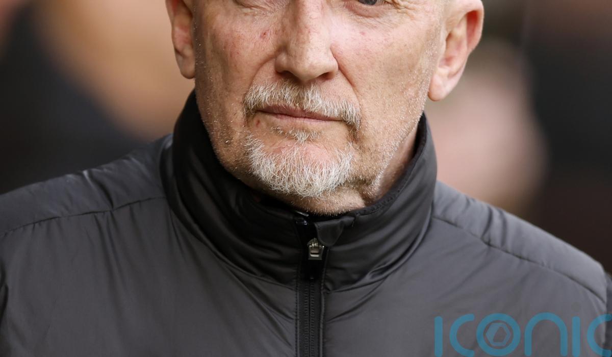 Ian Holloway reads Swindon riot act despite win over Cambridge ...