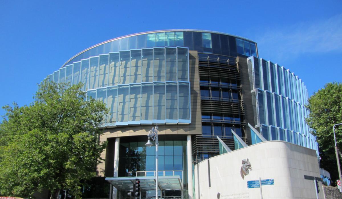 'Career burglar' whose victim lives in ‘constant fear’ has sentence ...