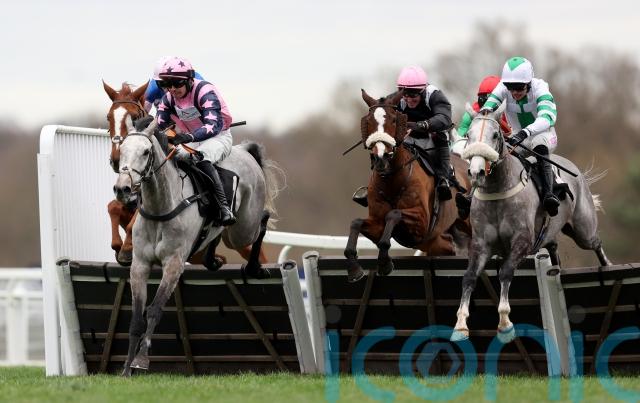 Excell-ent result for exciting Henderson prospect at Ascot - Limerick Live