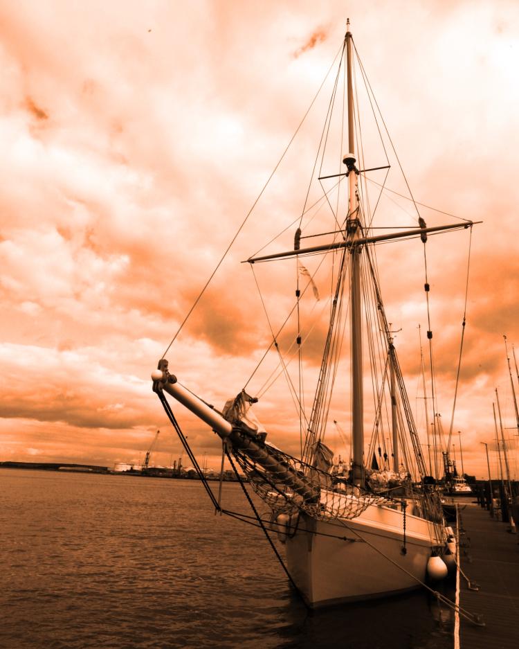 SLIDESHOW: Ilen Ship docks at Limerick home of its original designer ...