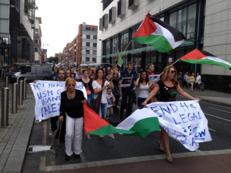 Limerick hairdressers urged to boycott Israeli haircare products ...