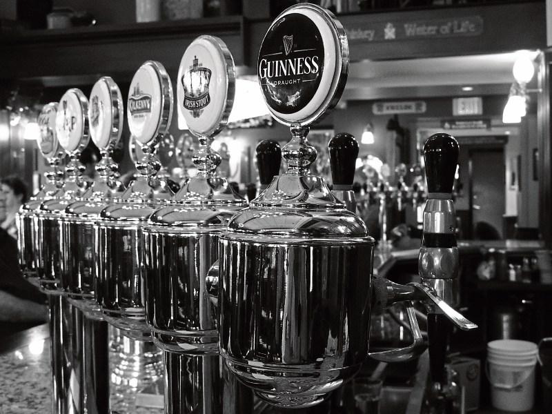 Limerick garda chief calls for retention of earlier pub closing times ...