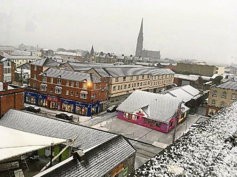 Met Eireann issues status yellow warning for snow and ice in Limerick ...