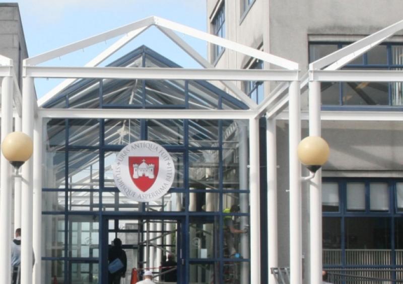 Limerick Council to stop issuing tax discs at City Hall - Limerick Live