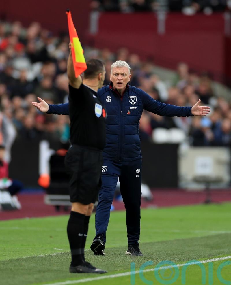 David Moyes is not proud of having abused referees and fourth officials ...