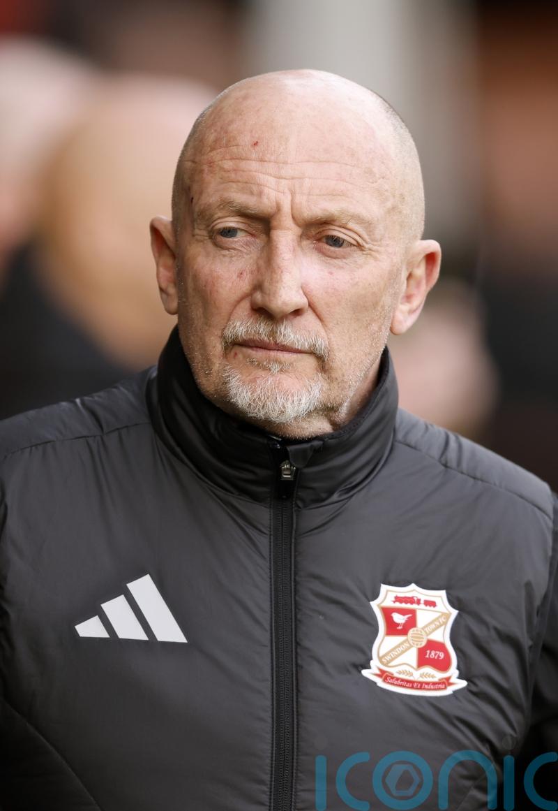 Ian Holloway reads Swindon riot act despite win over Cambridge ...