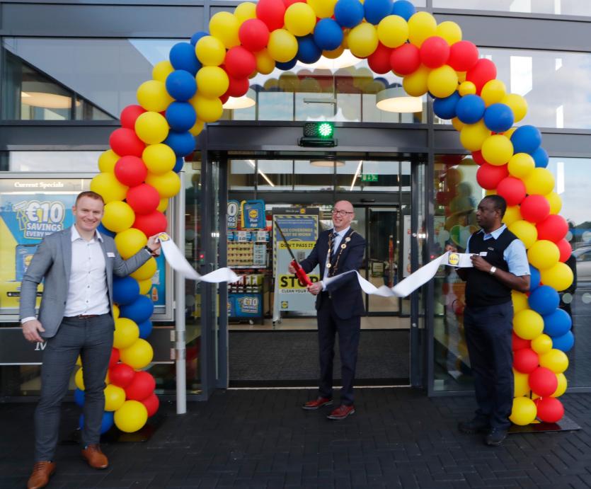 Lidl Castletroy store re-opens, 'bigger and better' than before - Photo ...