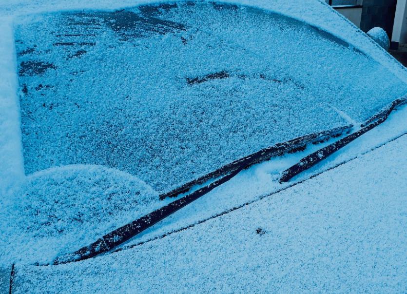 WATCH: Snowfall in Limerick as Met Éireann issues snow/ice warning ...