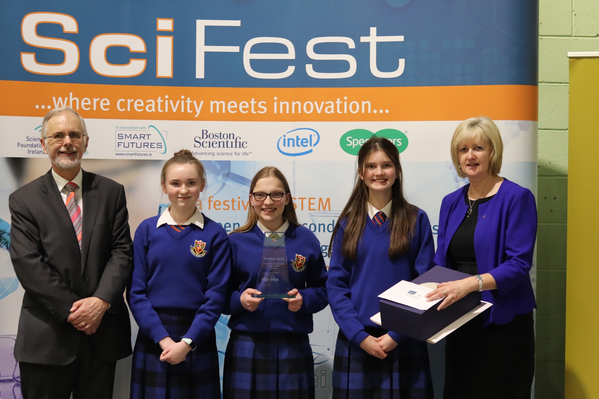 Local schools shine at SciFest at Dundalk IT - Louth Live