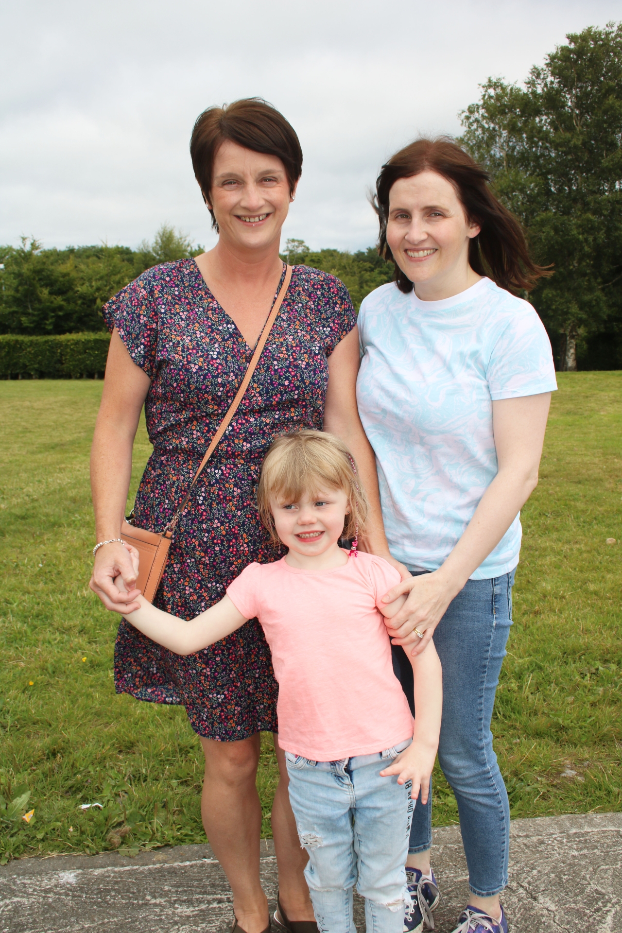 In Pictures: Craic, ceoil and hurling as Limerick school hosts Irish ...