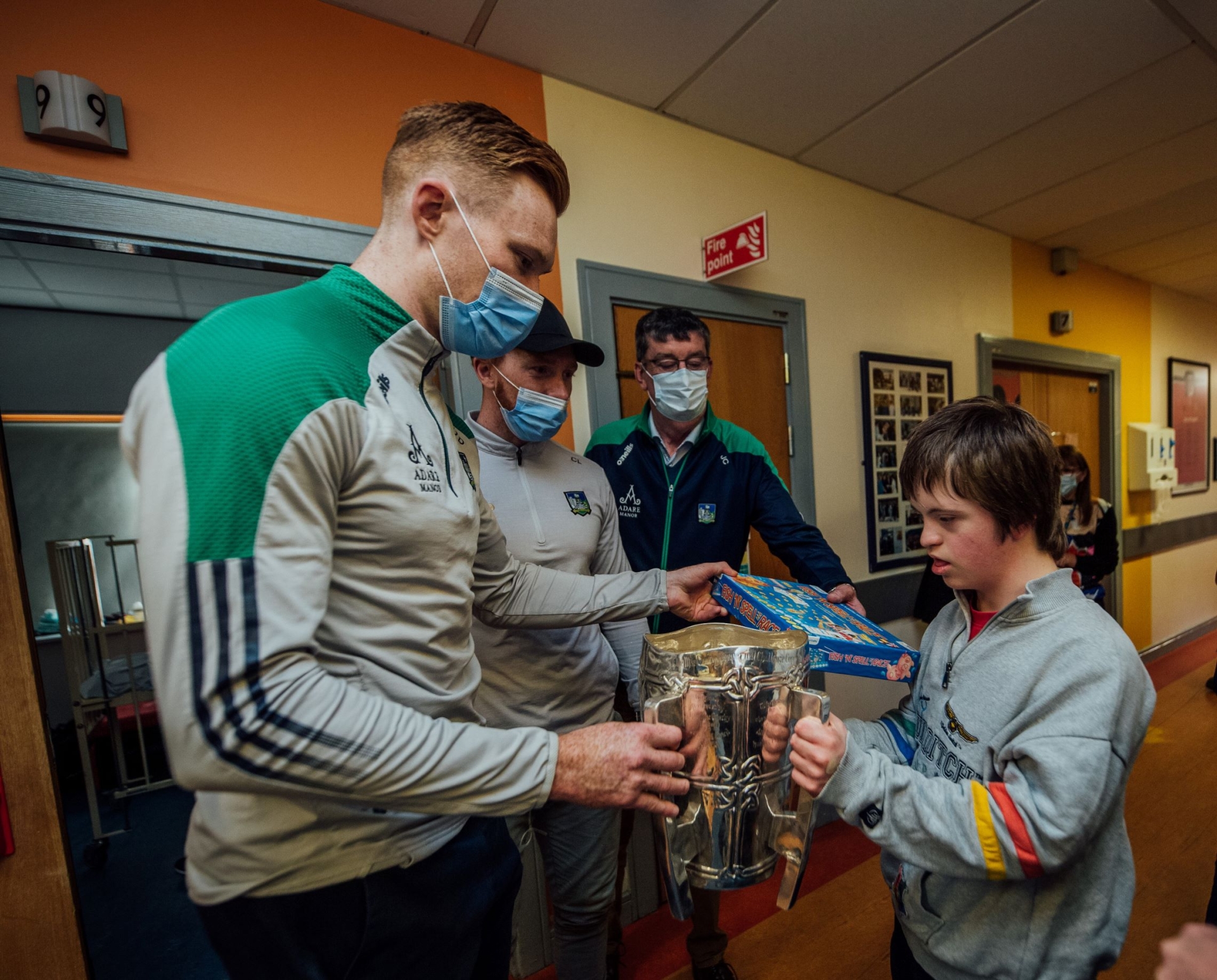 In Pictures: Limerick hurlers pay special visit to children in UHL ...
