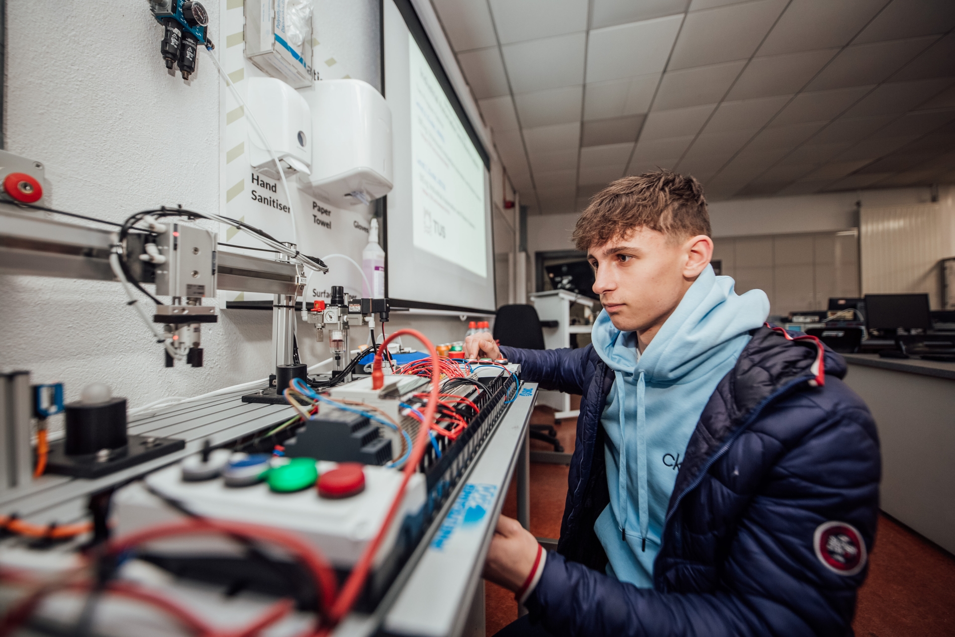In Pictures: Limerick students experience Engineering Week at TUS ...