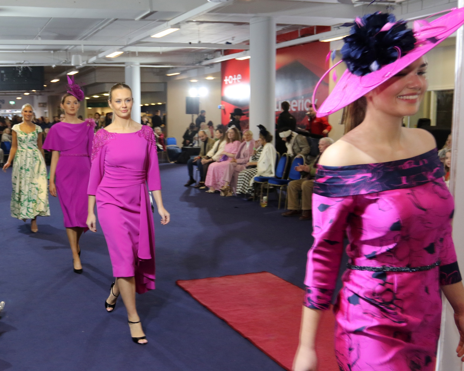 In Pictures: Out & About for Ladies Day at Limerick Racecourse - Page 7 ...