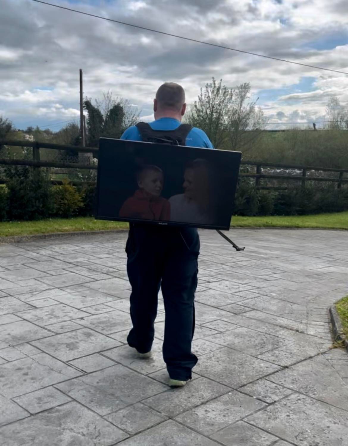 Local man to carry a telly on his back during Regeneron Great Limerick ...