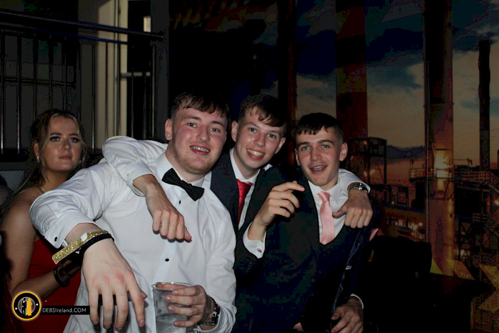 IN PICTURES: Ardee Community School Debs night! - Page 2 of 9 - Louth Live