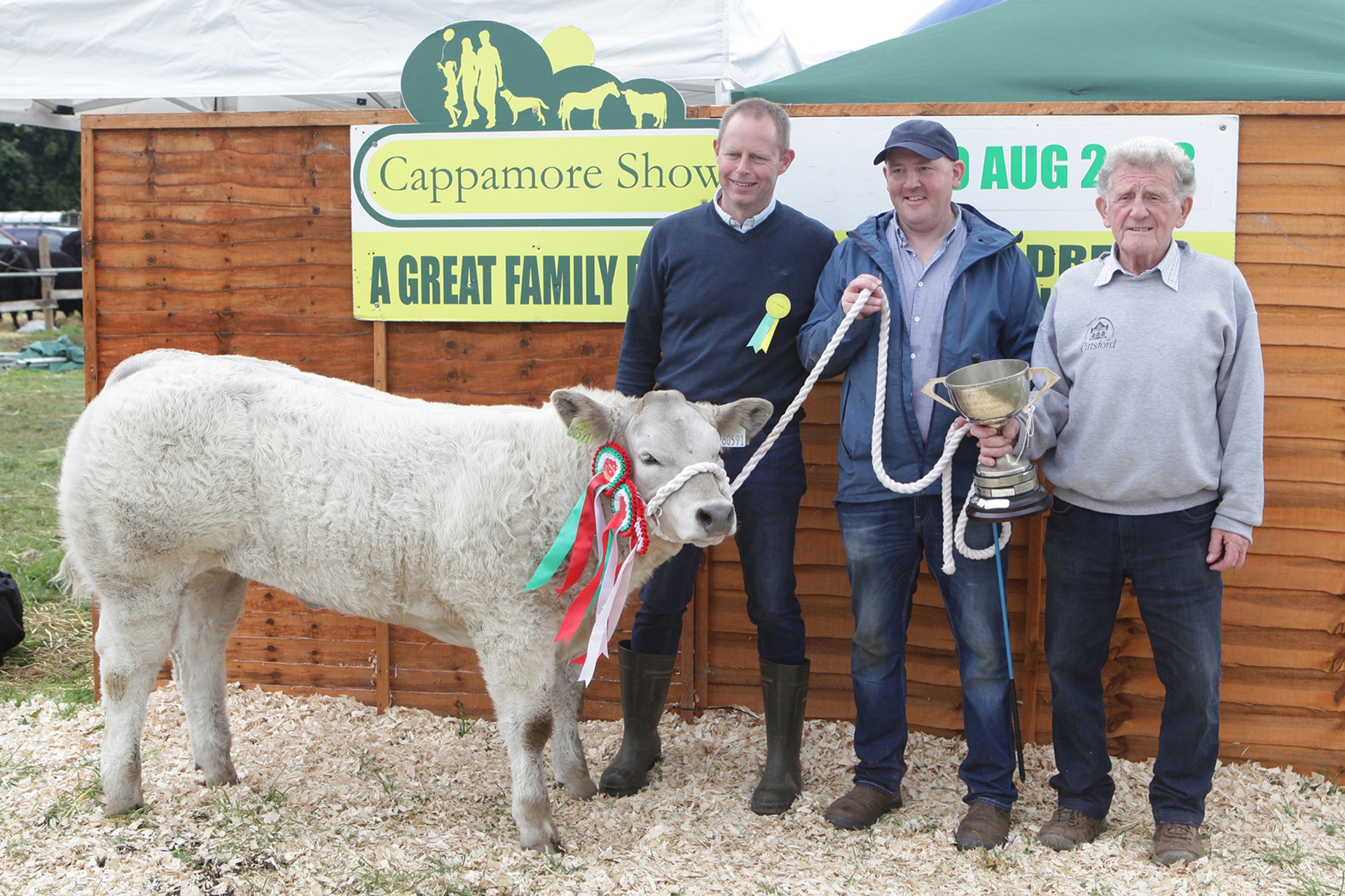 In Pictures: Rain doesn't dampen spirits as crowds turn out for ...