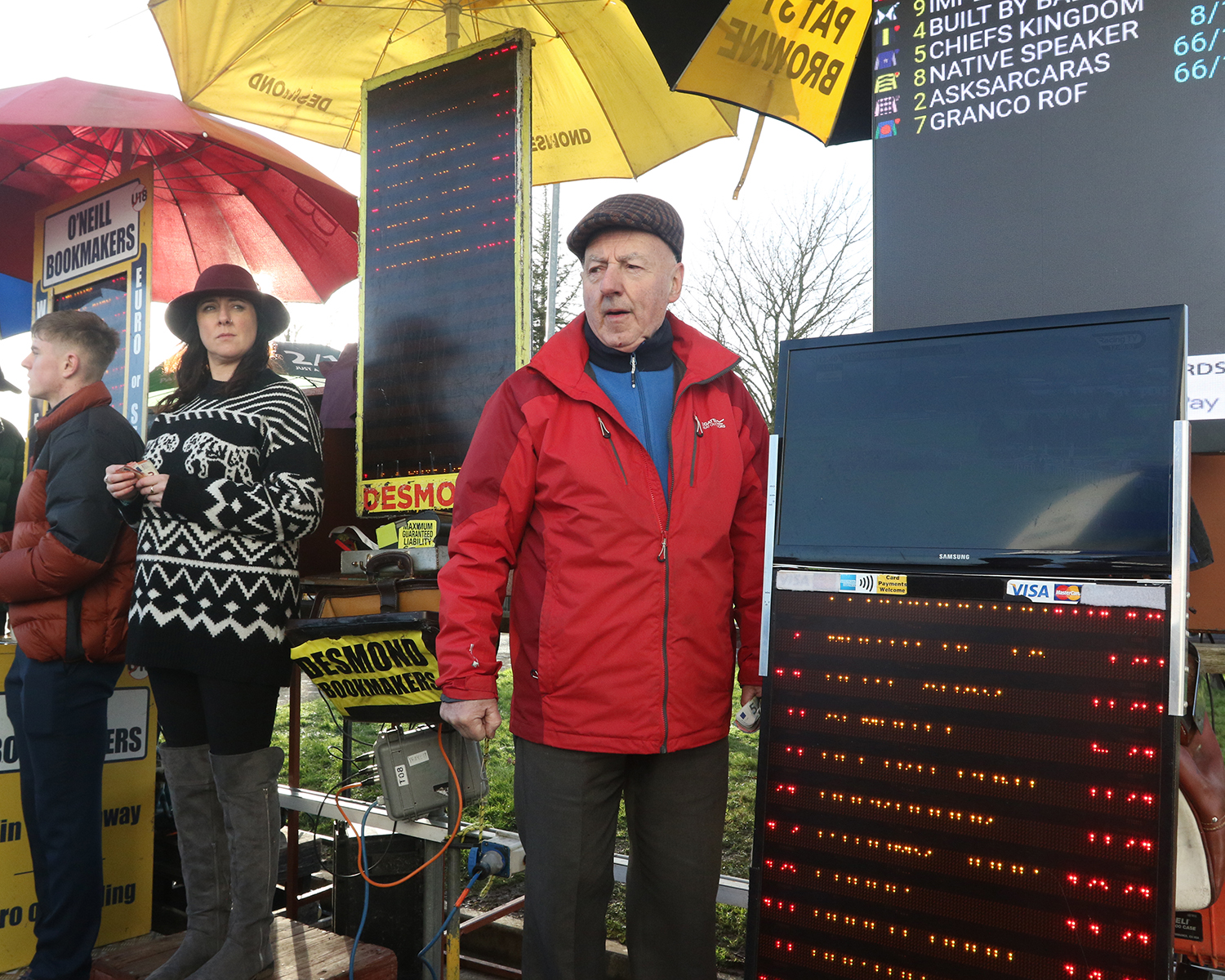 In Pictures: Out and about despite the weather at the Christmas racing ...