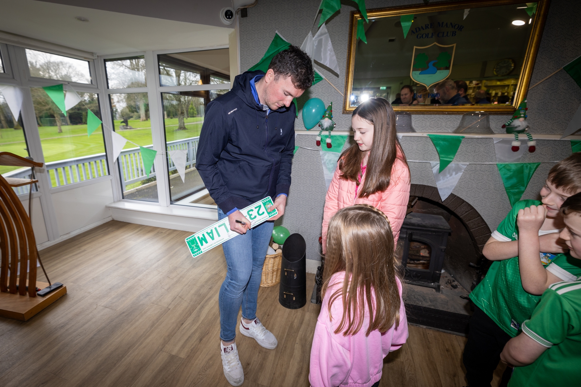 IN PICTURES: Adare Manor Golf Club honour Limerick hurling star - Page ...