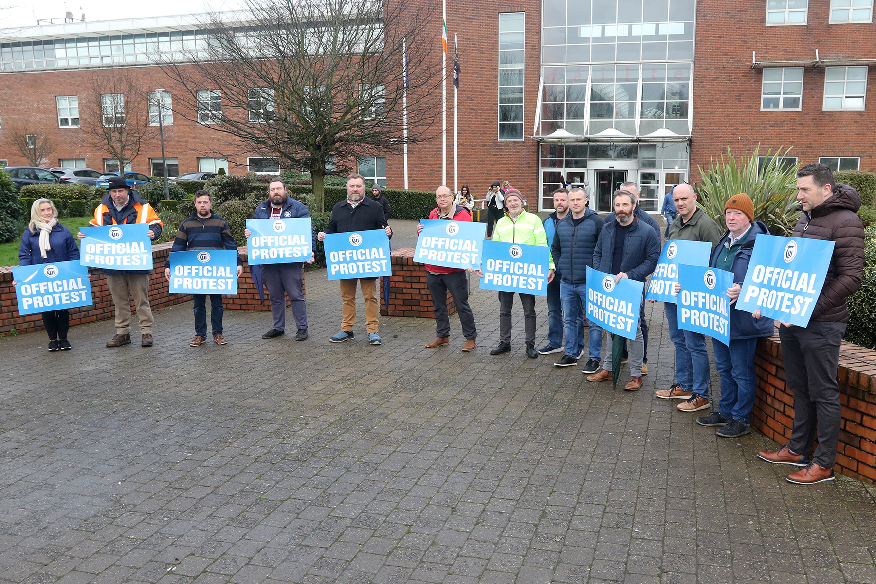 In Pictures: Limerick TUI members hold protest at TUS Moylish campus ...