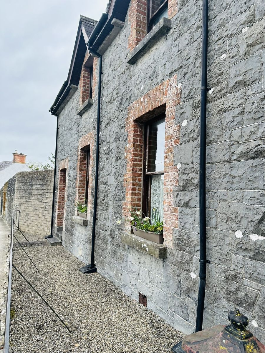PICTURES: Beautiful Limerick stone house dating back to 1860 hits the ...
