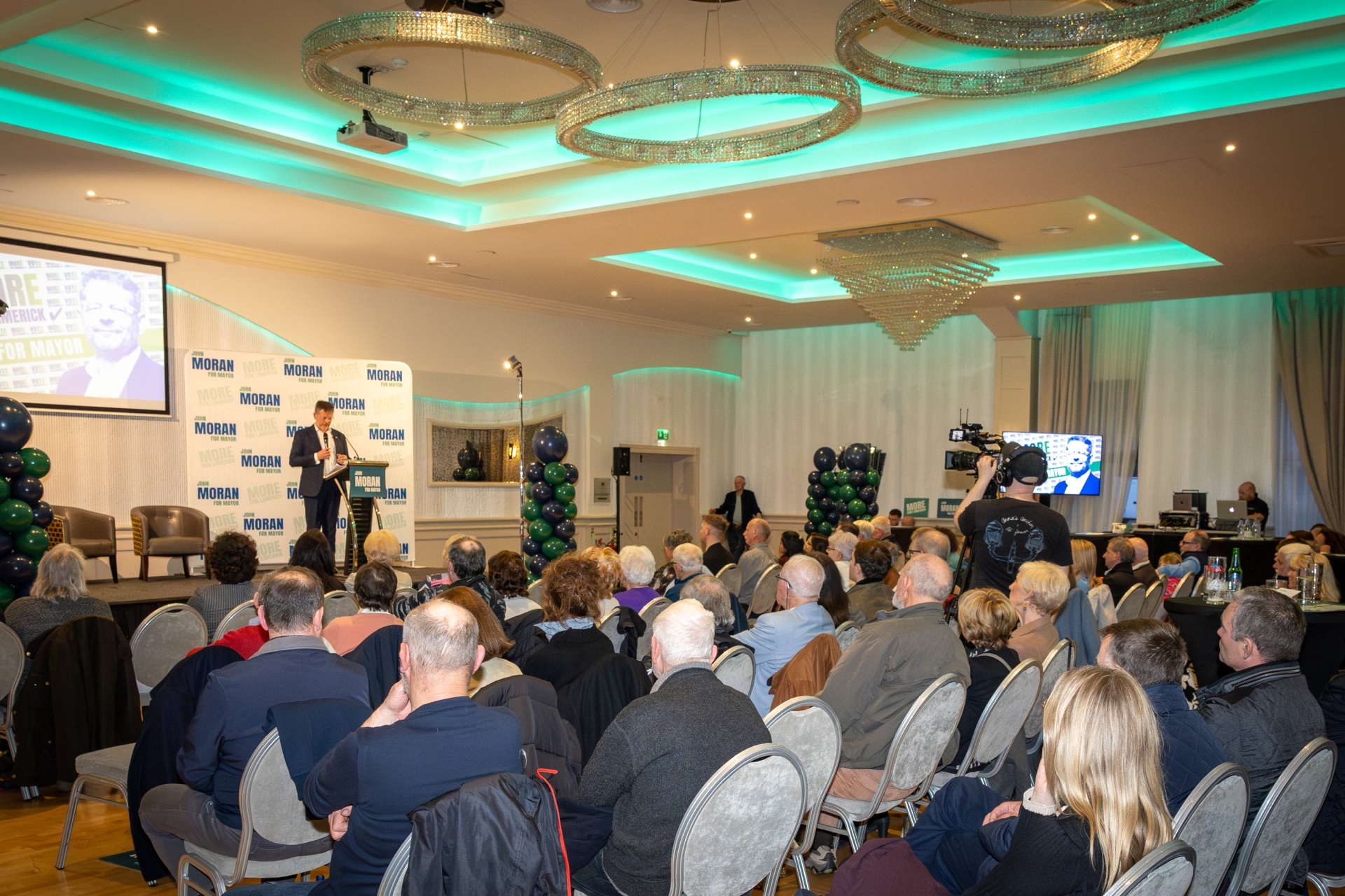 PICTURES: New Mayor of Limerick enjoys a spot of lunch at northside ...