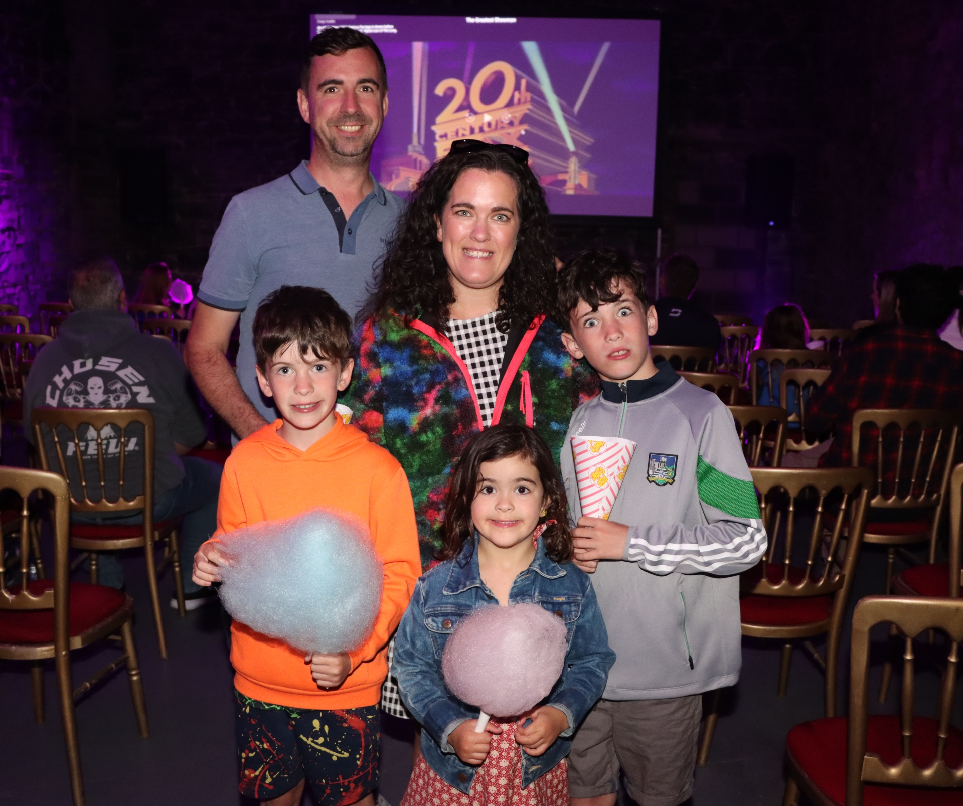 PICTURES: The Greatest Showman thrills crowds at pop up cinema in ...