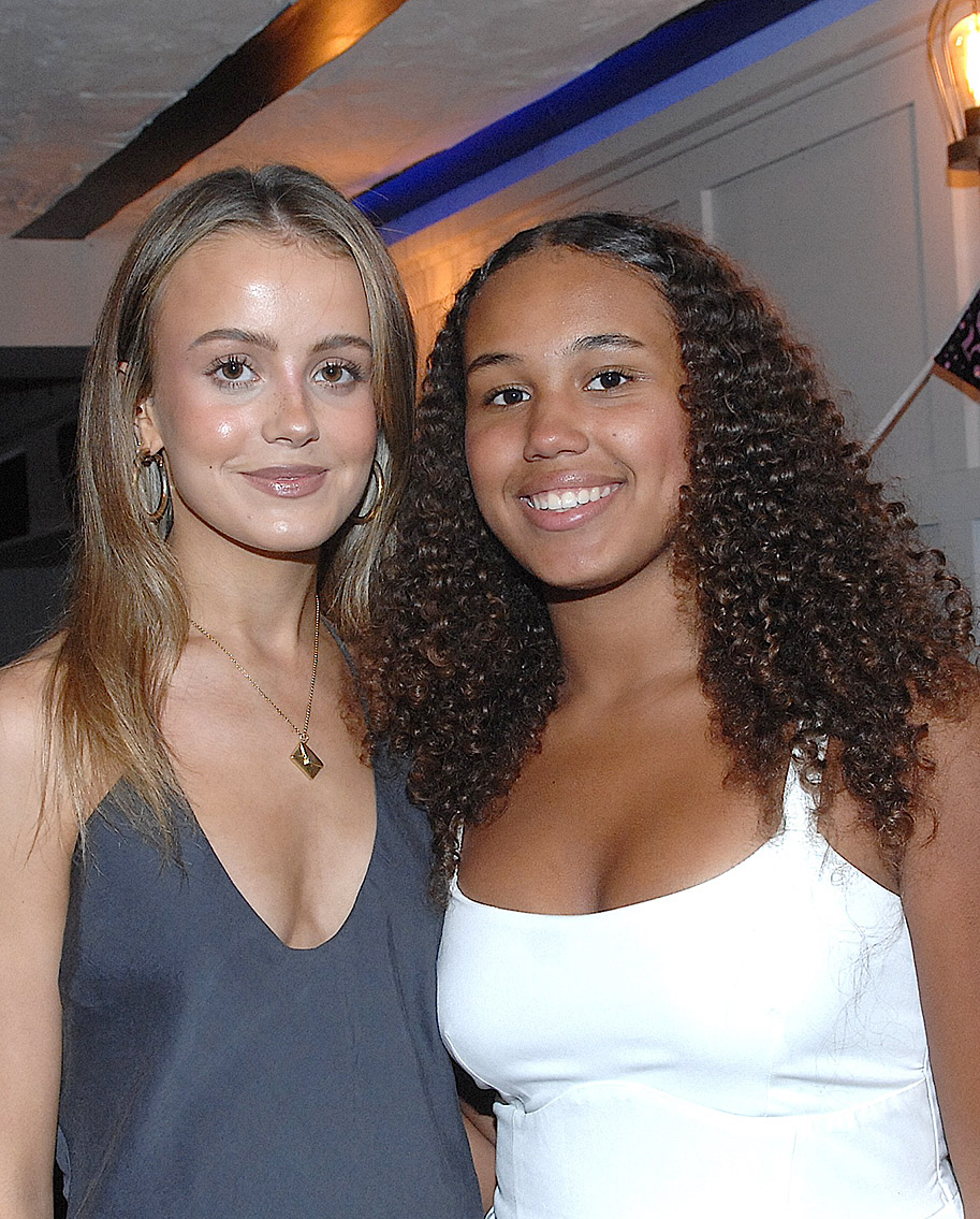 IN PICTURES: Fiona Toal celebrates her 50th birthday at Dundalk's ...